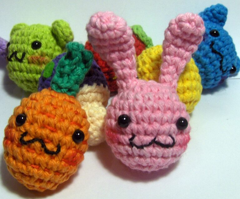 Teensy Amigurumi Chibis Amigurumi Crochet Pattern